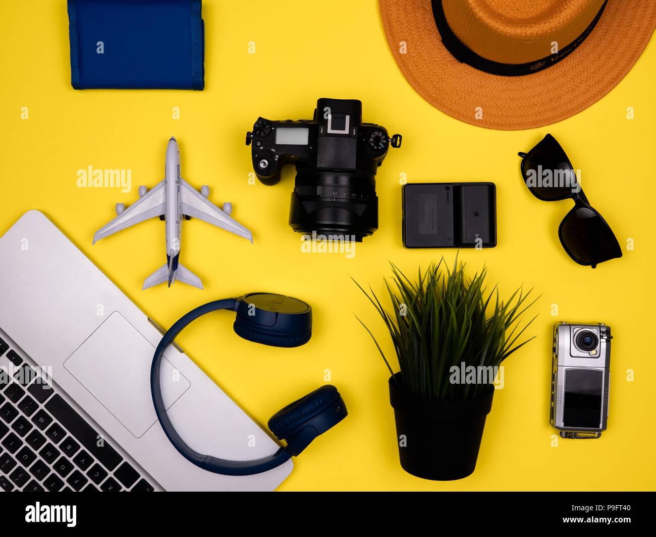 Checklist airplane hi-res stock photography and images - Alamy