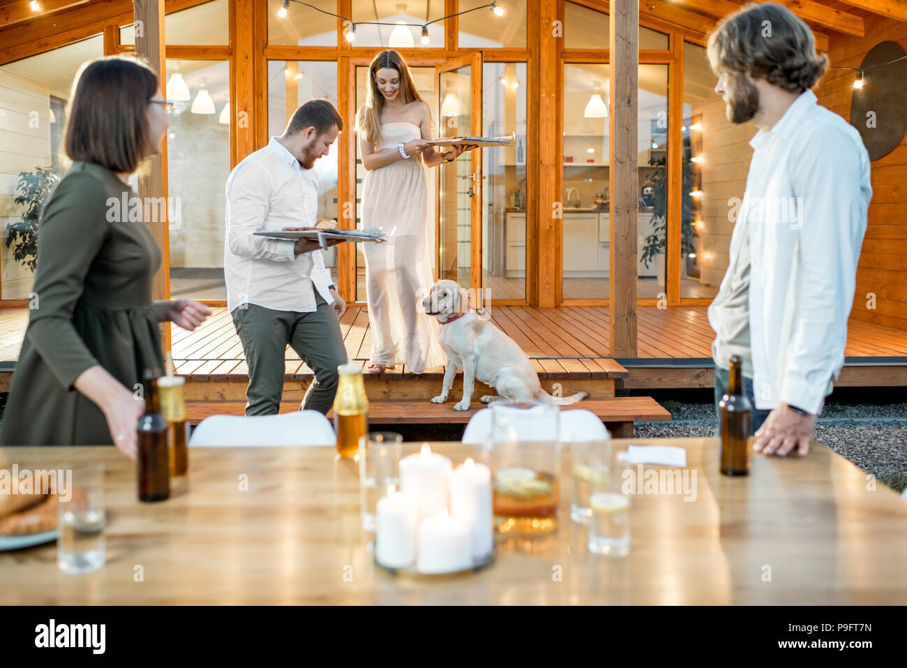 House dinner party hi-res stock photography and images - Alamy