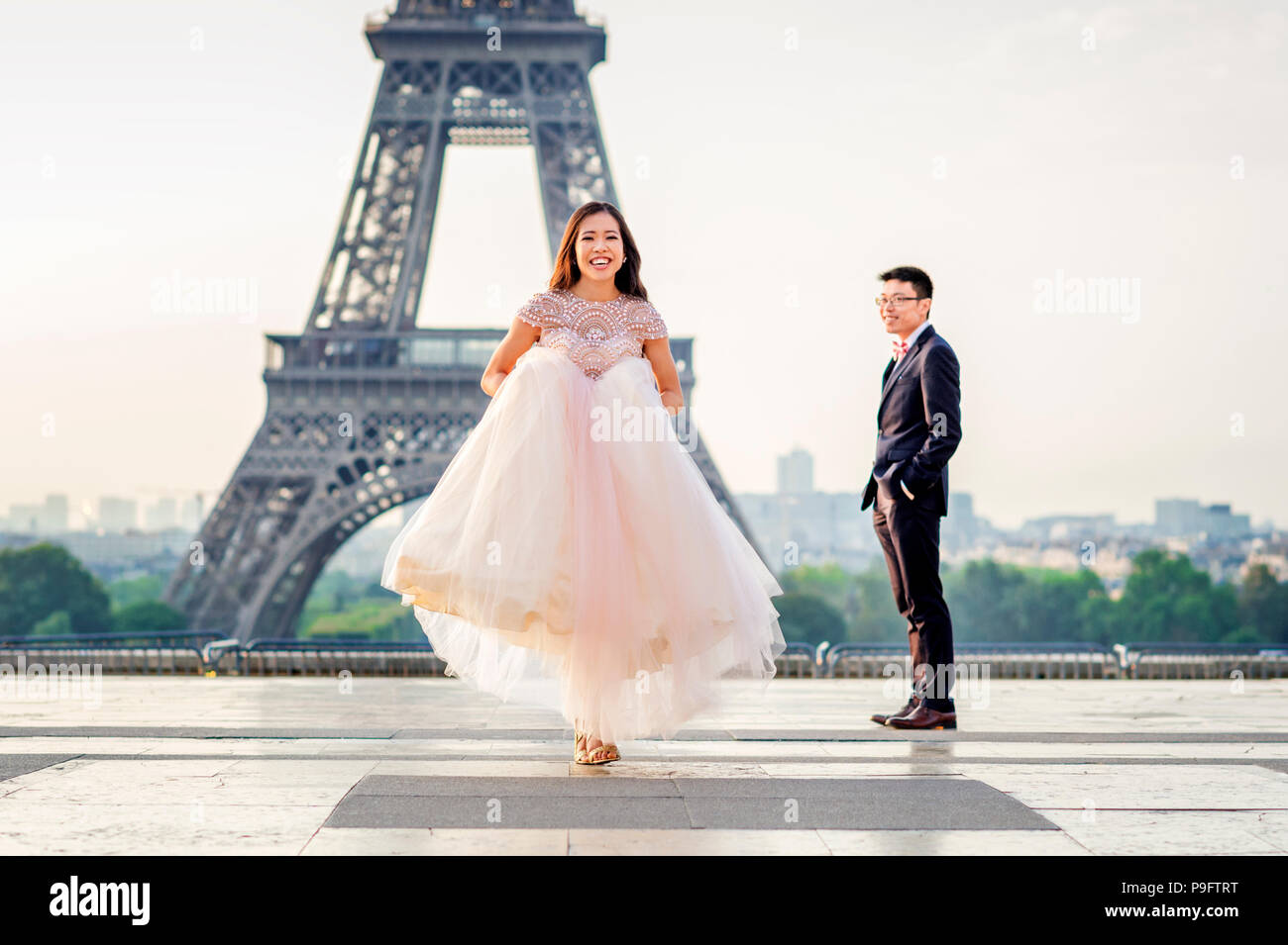 A beautiful Asian couple in Paris, France Stock Photo - Alamy