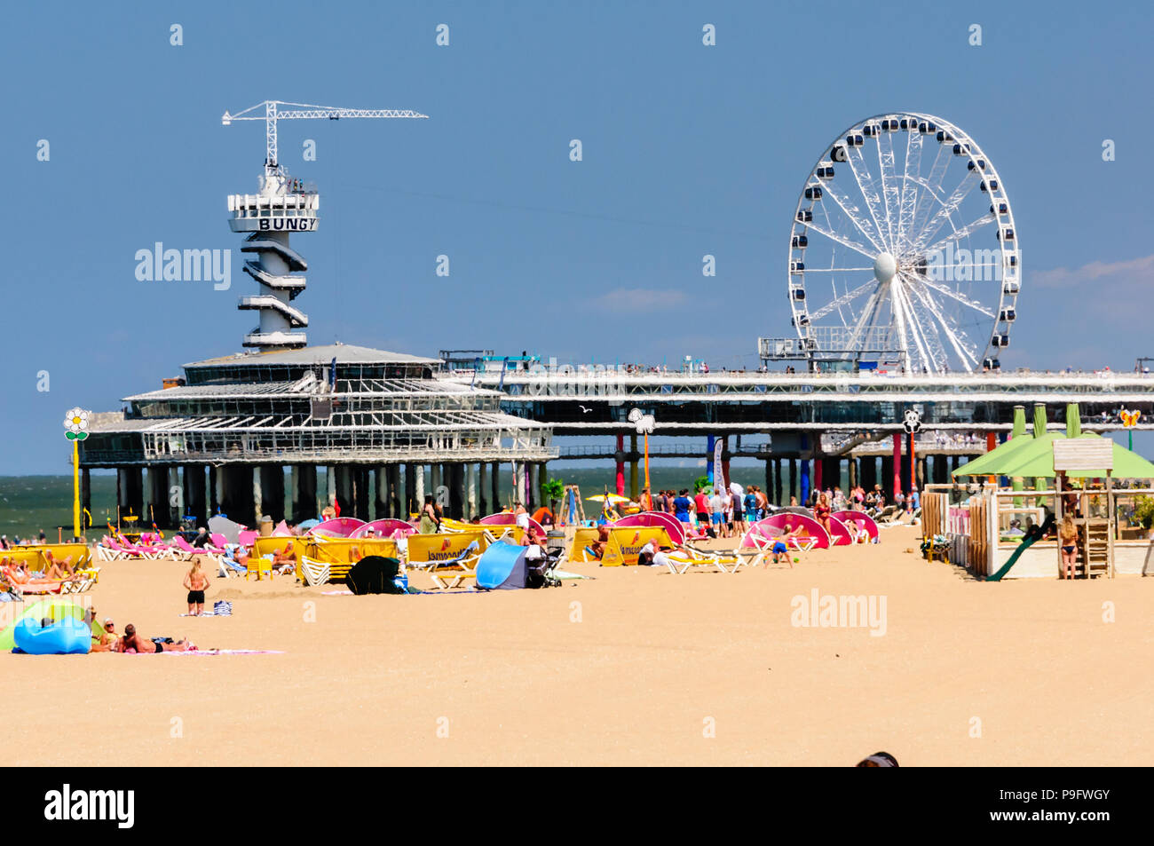 Amusement park facilities hi-res stock photography and images - Alamy
