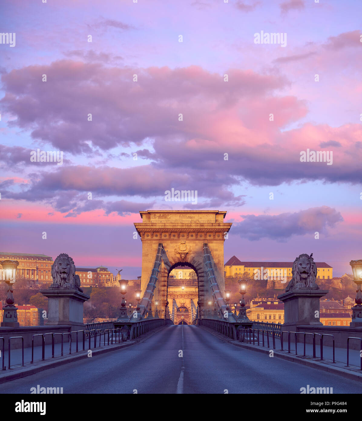 Budapest Castle and famous Chain Bridge in Budapest on a sunrise. Focus ...