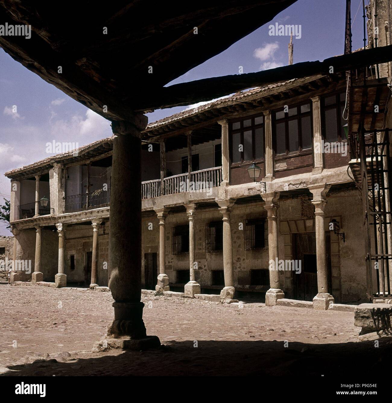 Plza hi-res stock photography and images - Alamy