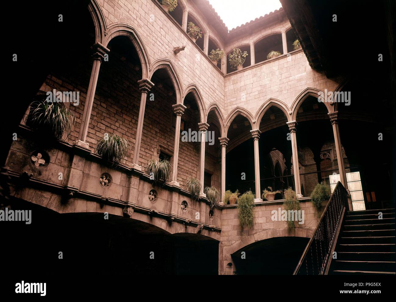 PATIO. Location: PICASSO MUSEUM, BARCELONA, SPAIN Stock Photo - Alamy