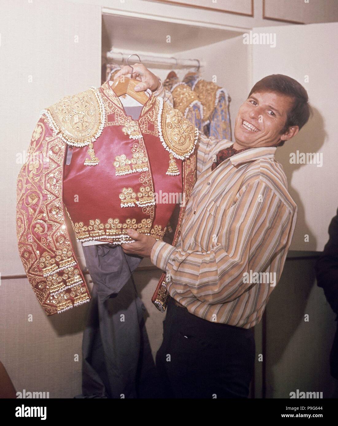 Manuel benitez el cordobes hi-res stock photography and images - Alamy Manuel benitez el cordobes hi-res stock photography and images - Alamy