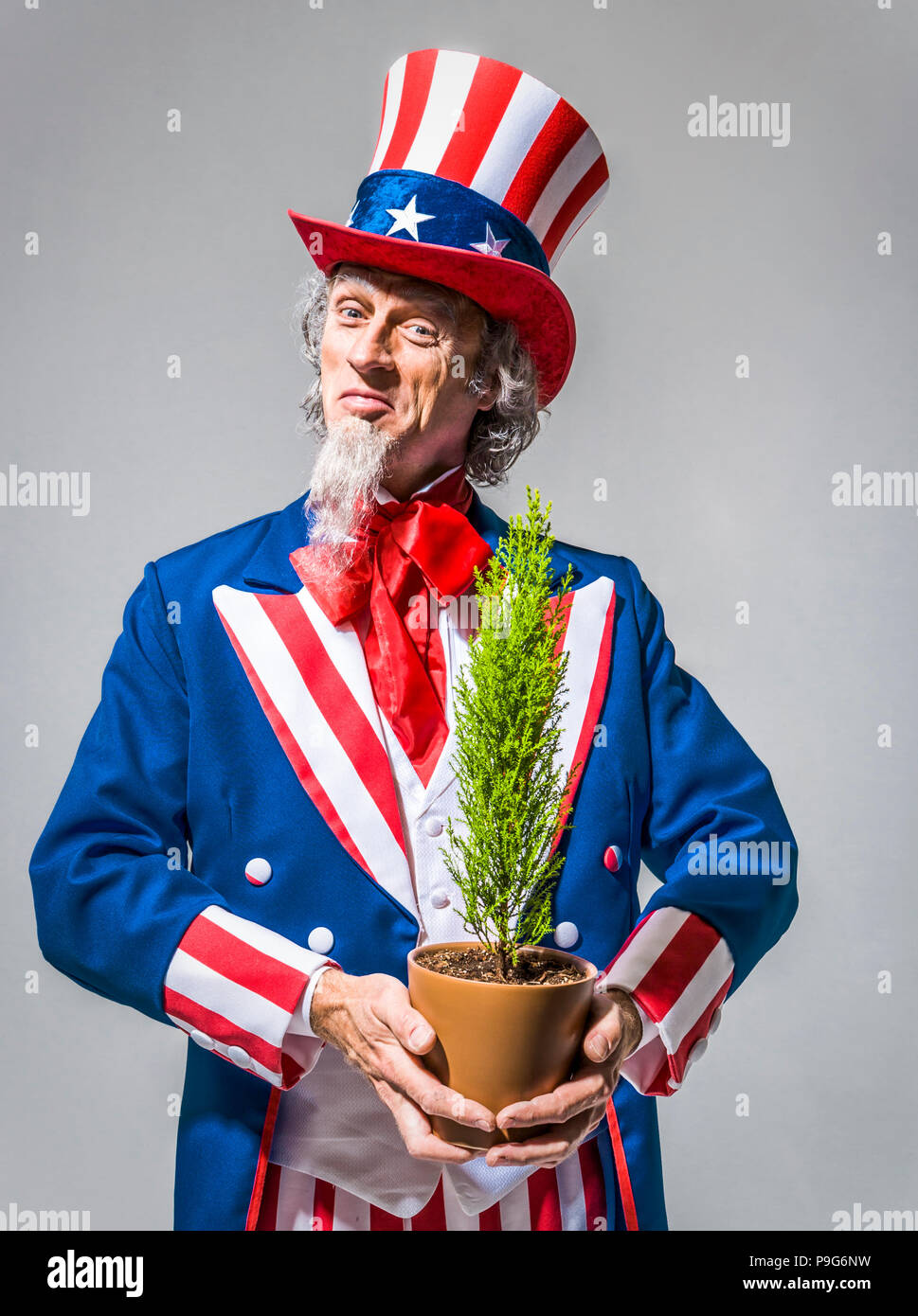 Cartoon tree character hi-res stock photography and images - Alamy