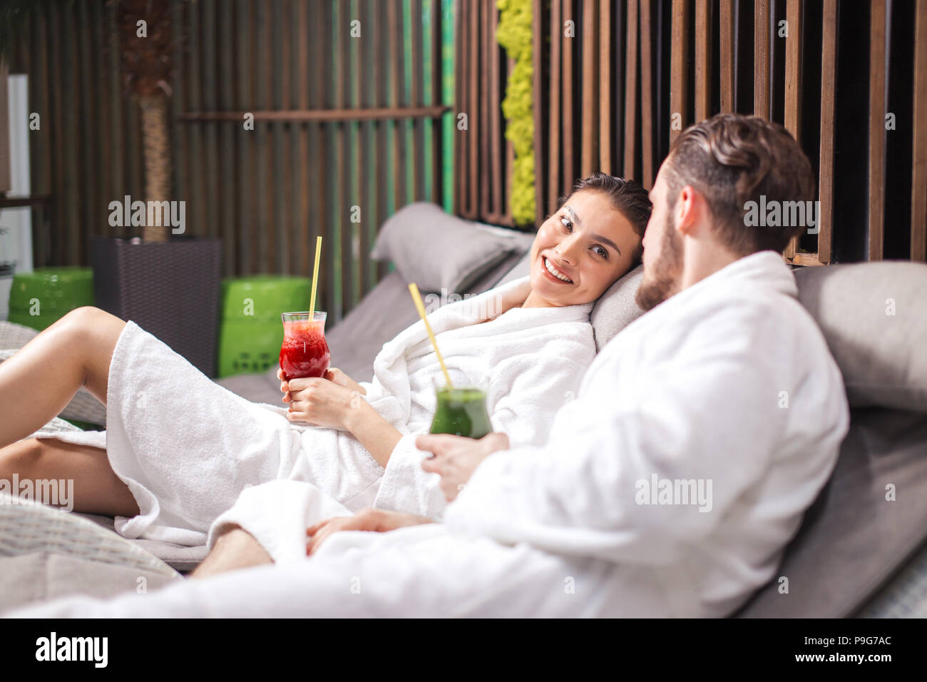 spa program for couples. romantic date for amorose in the spa resort ...