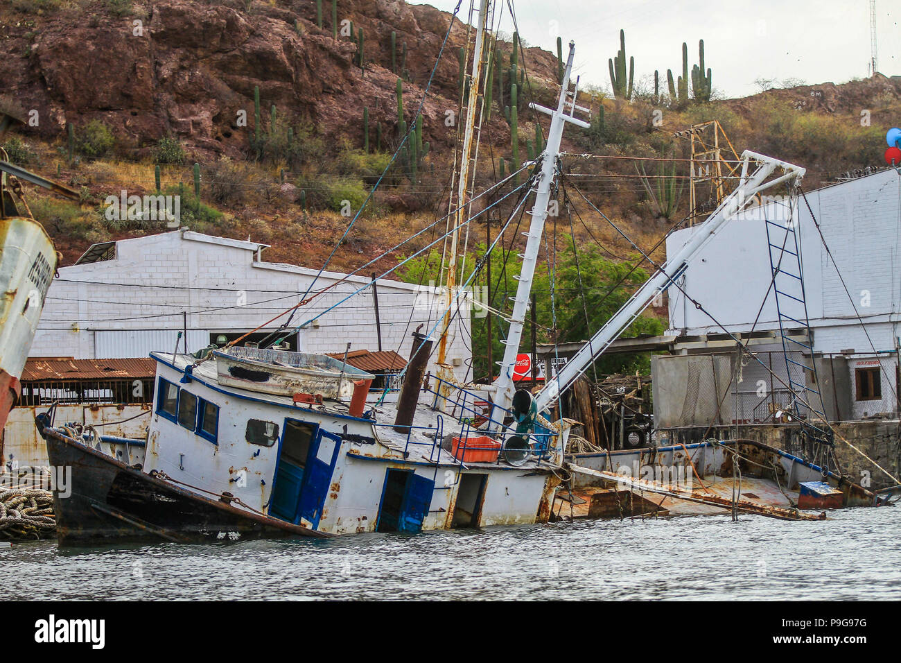 Flota de agua hi-res stock photography and images - Alamy