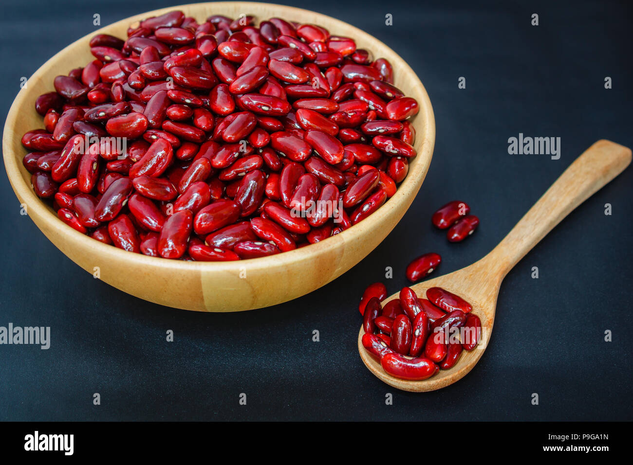 Red beans in a bowl, grains red bean Stock Photo - Alamy