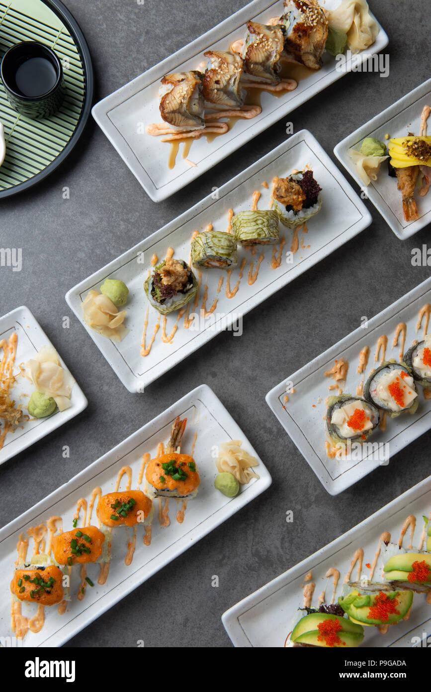 Maki sushi roll border hi-res stock photography and images - Alamy