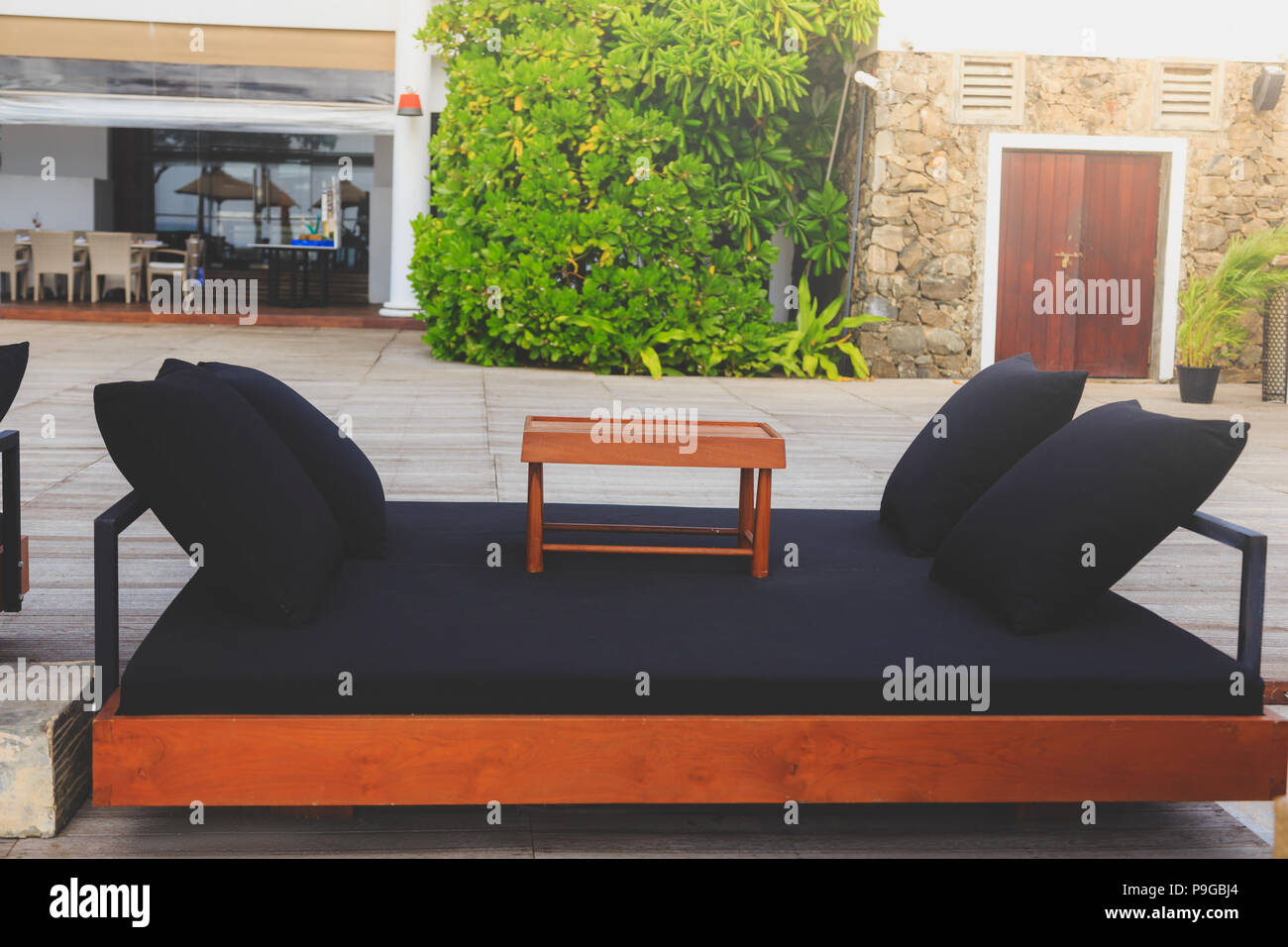 White garden bench luxury resort hi-res stock photography and images ...