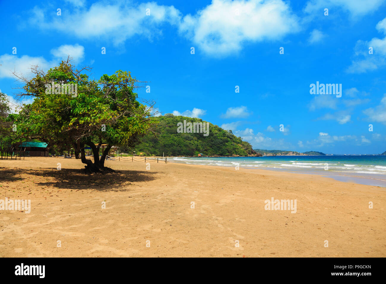 beautiful scenery, Empty tropical beach. Marble bay, Sri Lanka Stock ...