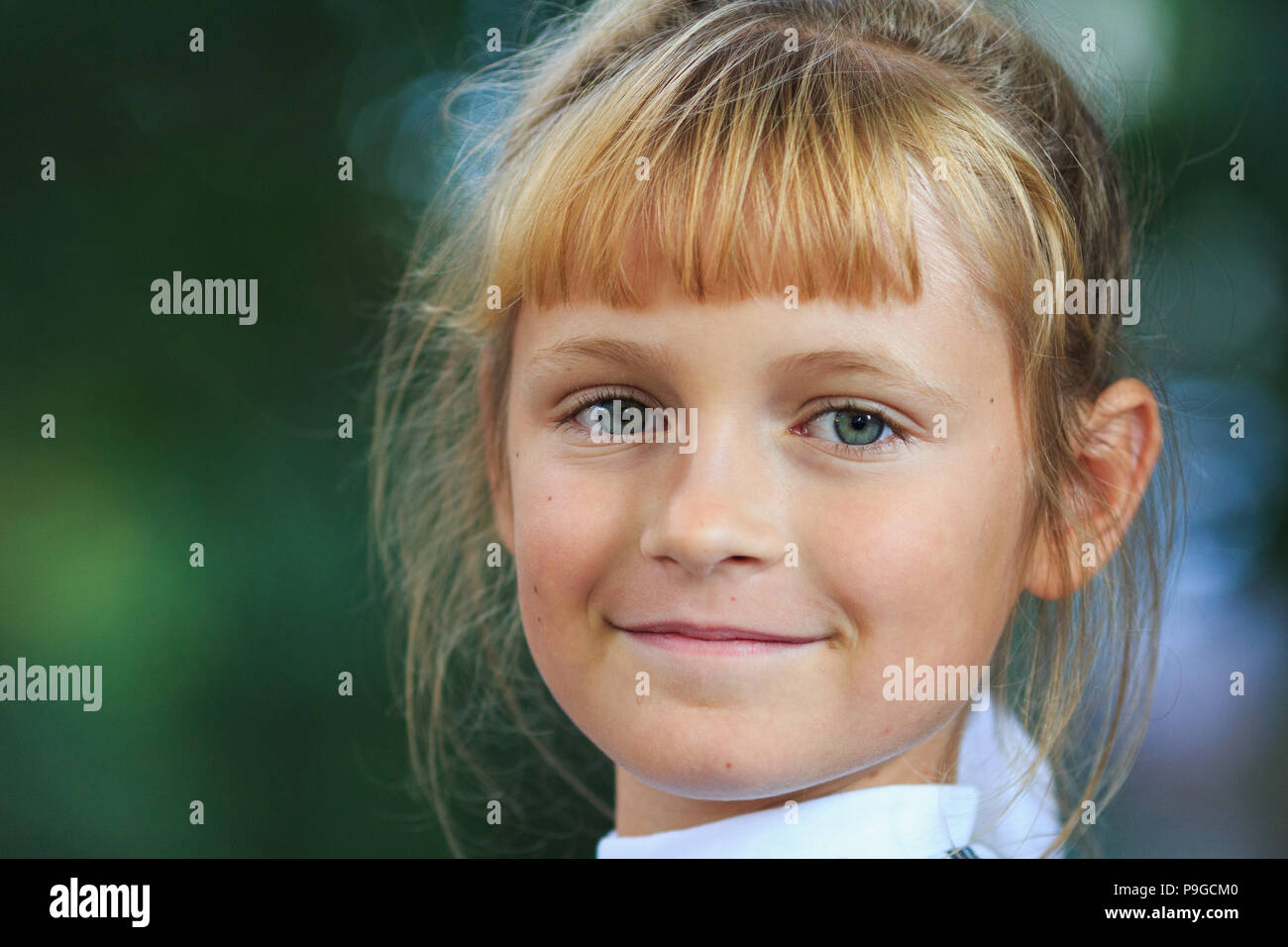 little girl's face closeup, kid's portrait, smiling child Stock Photo ...