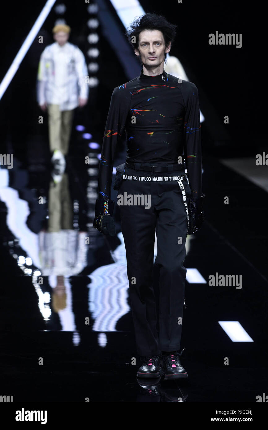 Milan Men's Fashion Week Spring/Summer 2019 - Marcelo Burlon - Catwalk ...