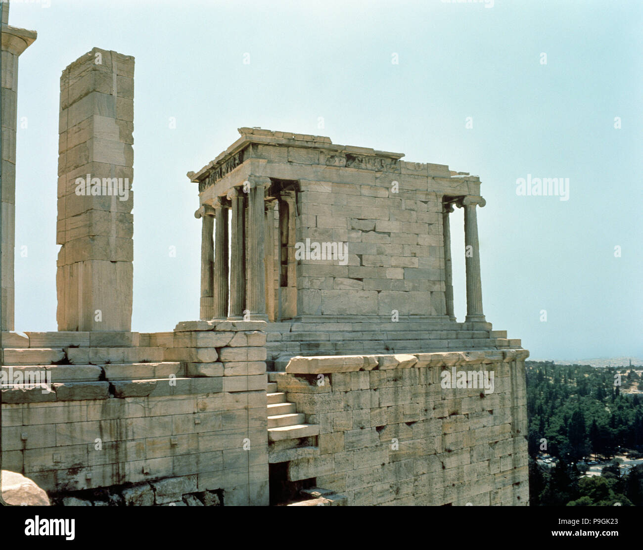 Temple of Athena Nike on the Acropolis, 5th century b.C Stock Photo - Alamy