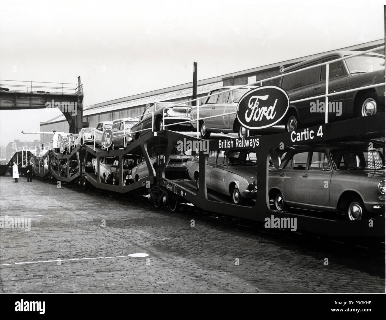 Train carrying cars of the Ford trademark, 1950 Stock Photo - Alamy