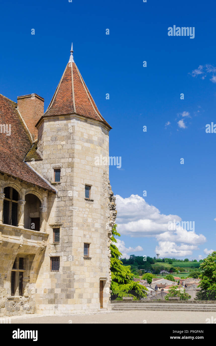 Château de Nérac, Nerac, Lot-et-Garonne, France Stock Photo - Alamy
