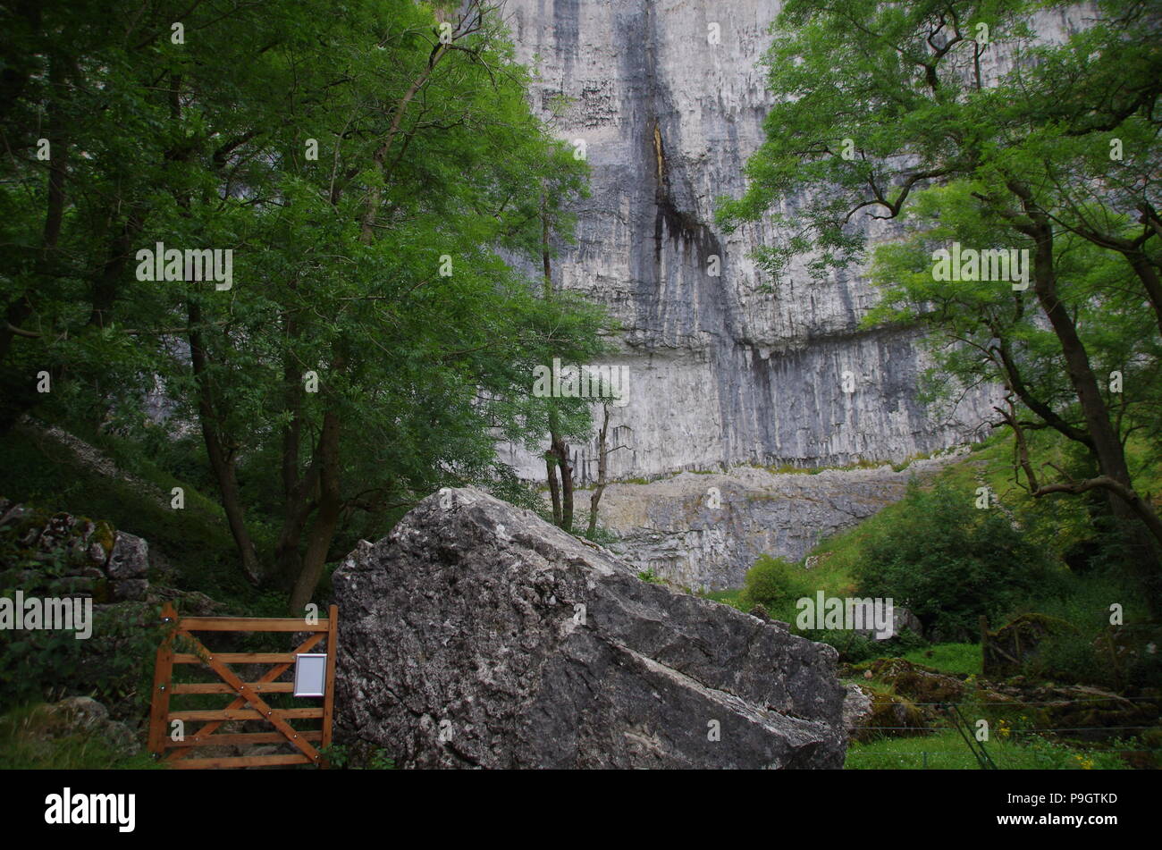Malham Cove. John o' groats (Duncansby head) to lands end. End to end ...
