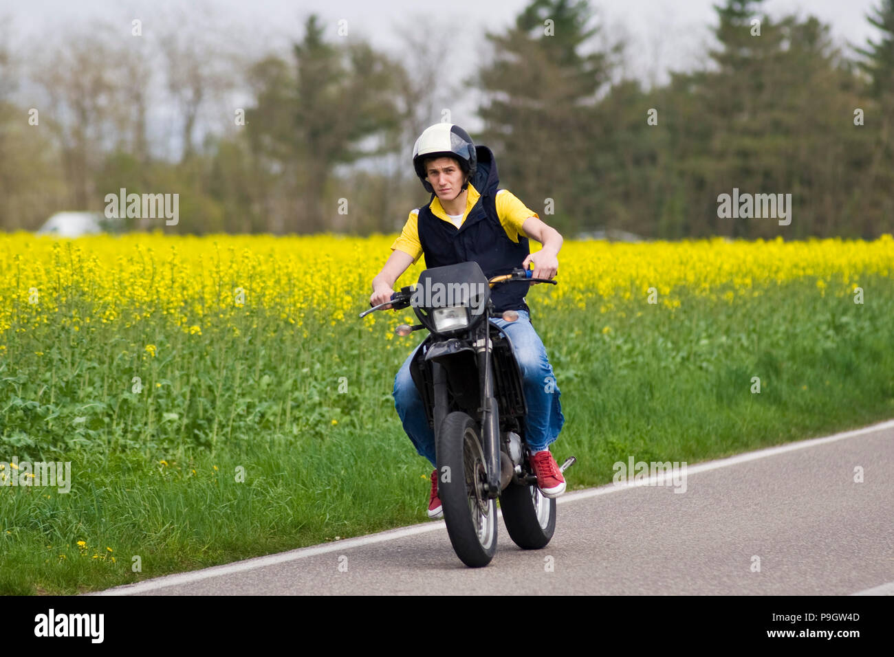 Biker alone individual hi-res stock photography and images - Alamy
