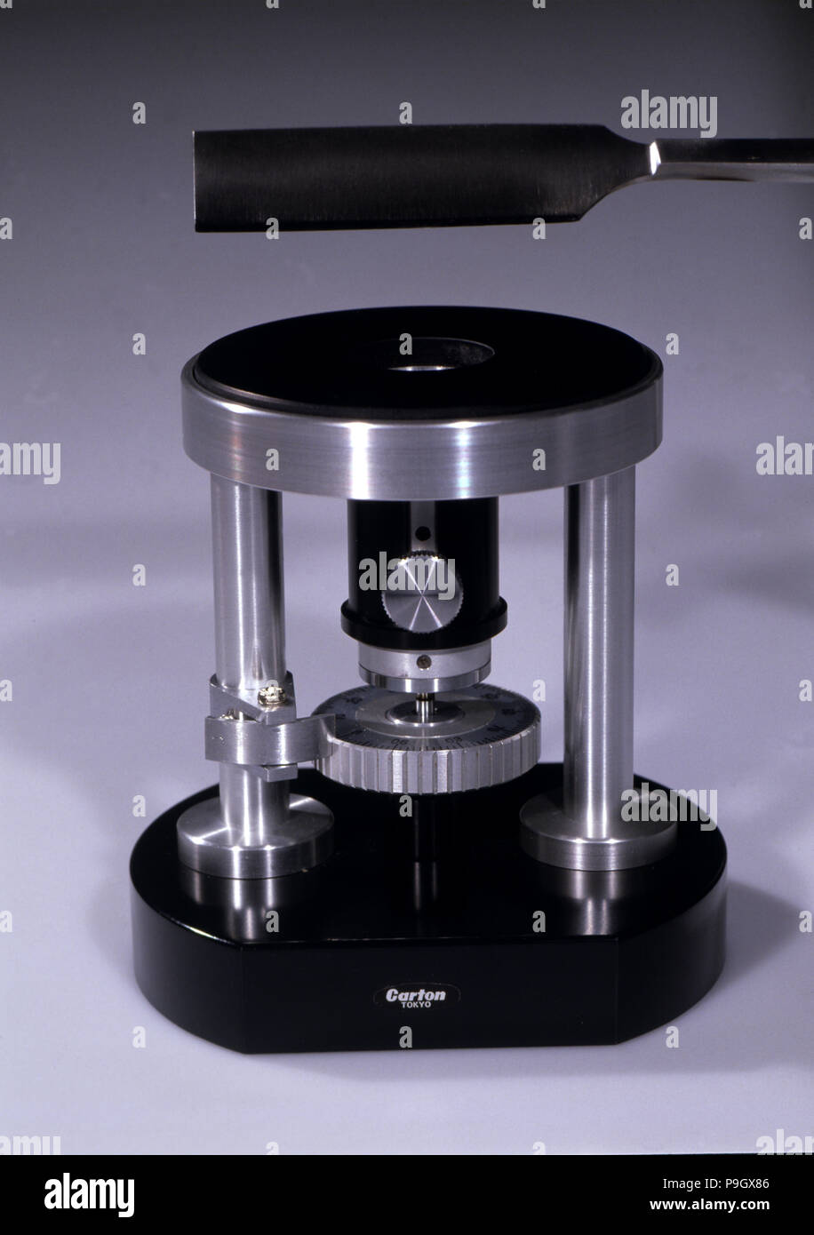 Microtome hi-res stock photography and images - Alamy