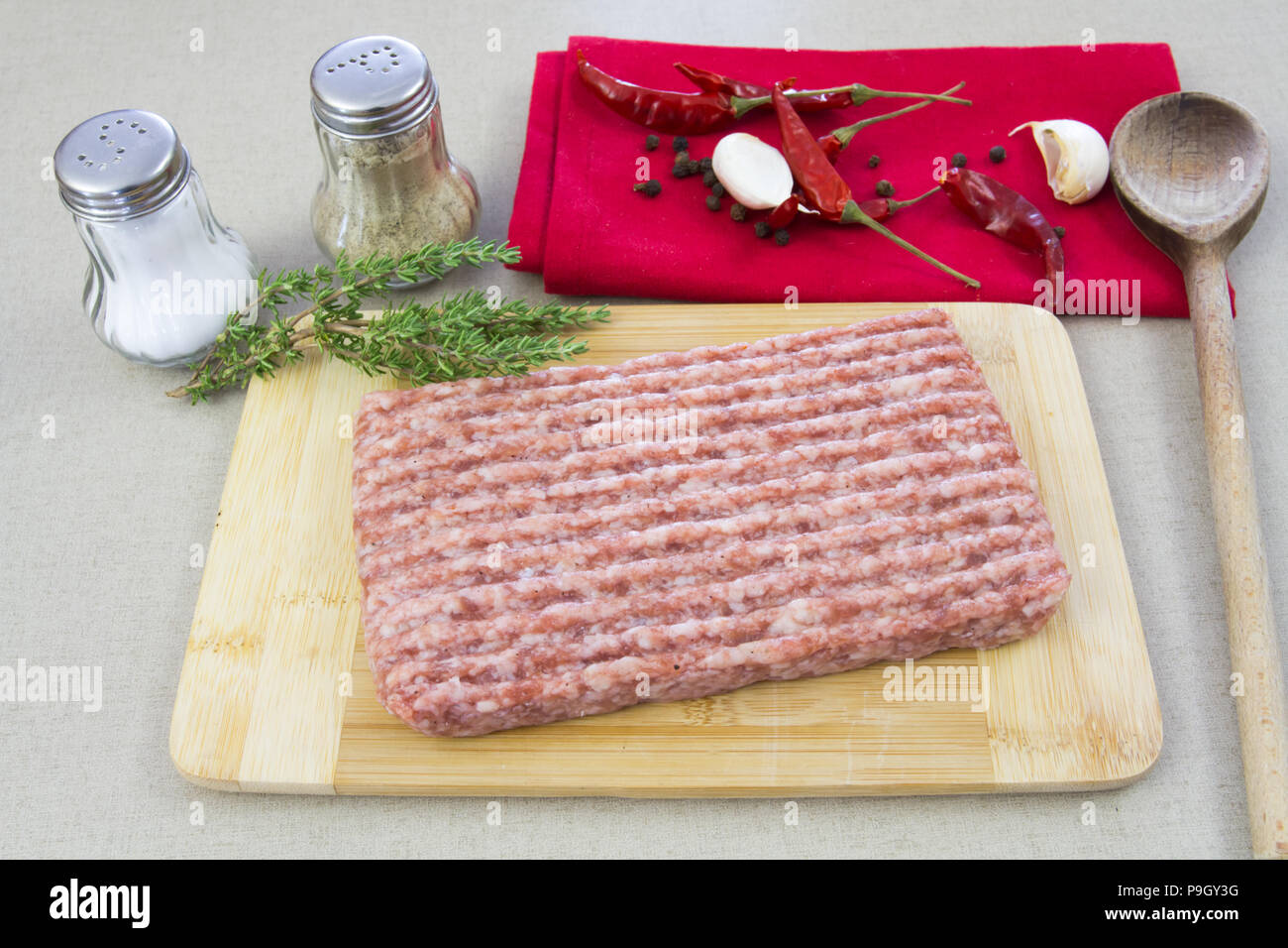 Veal stuffing hi-res stock photography and images - Alamy