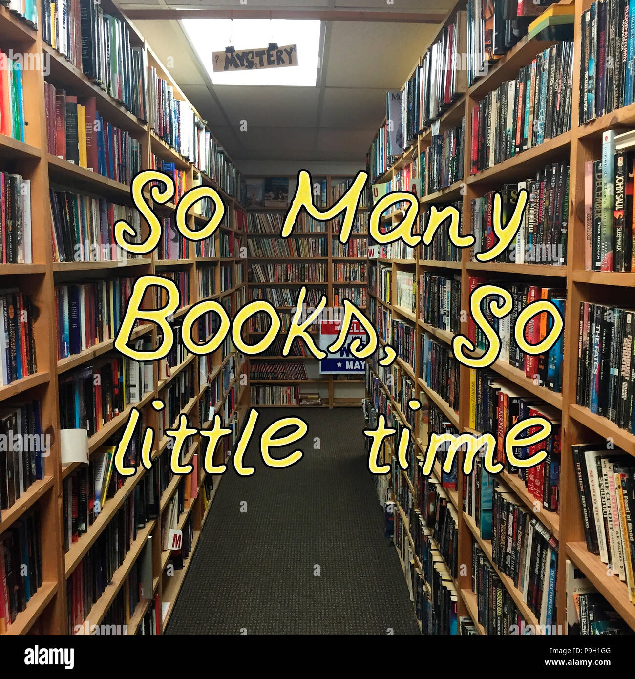 Little book shop hi-res stock photography and images - Alamy