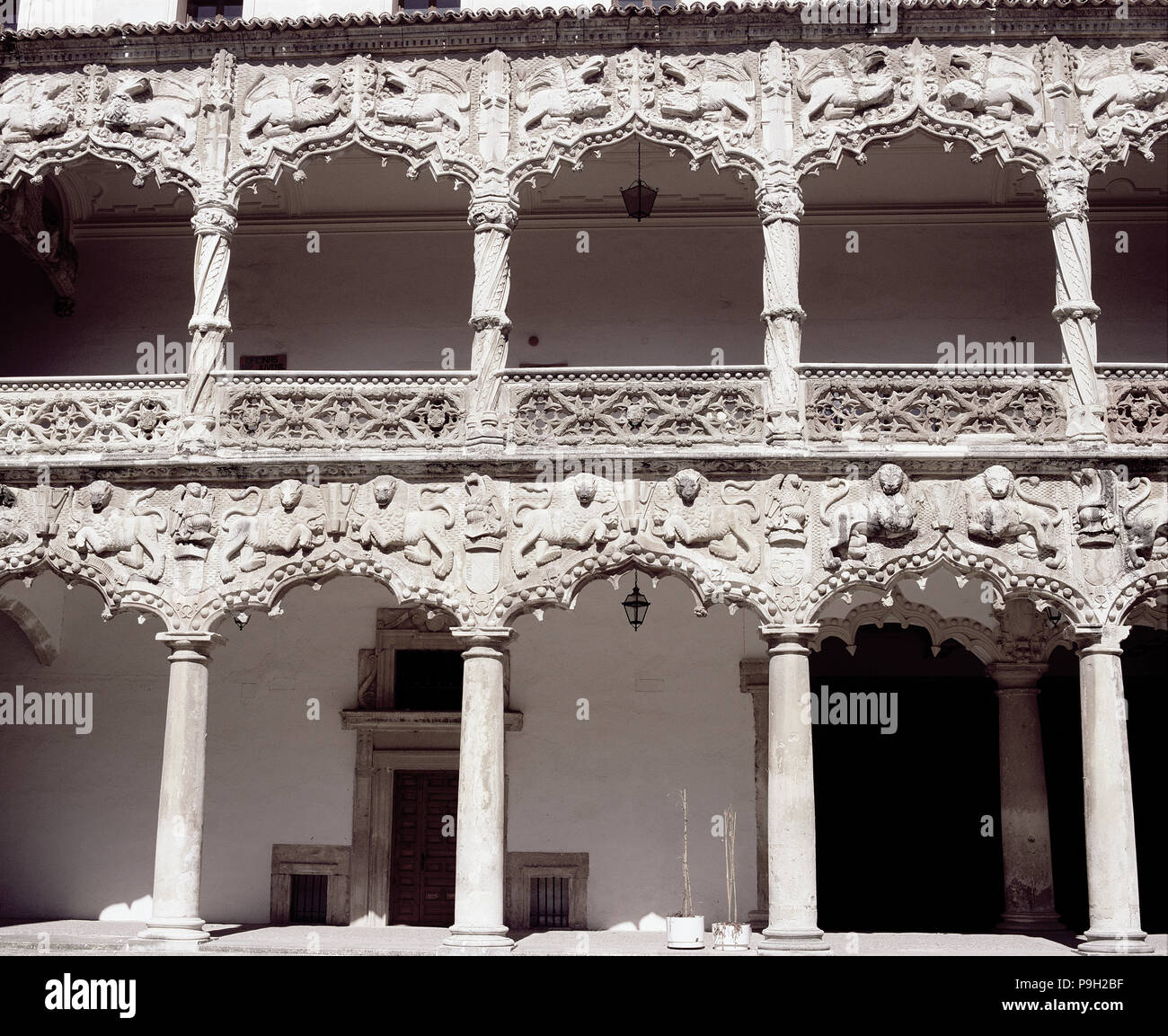 Detail of the ogee arches that form the galleries of the courtyard of ...