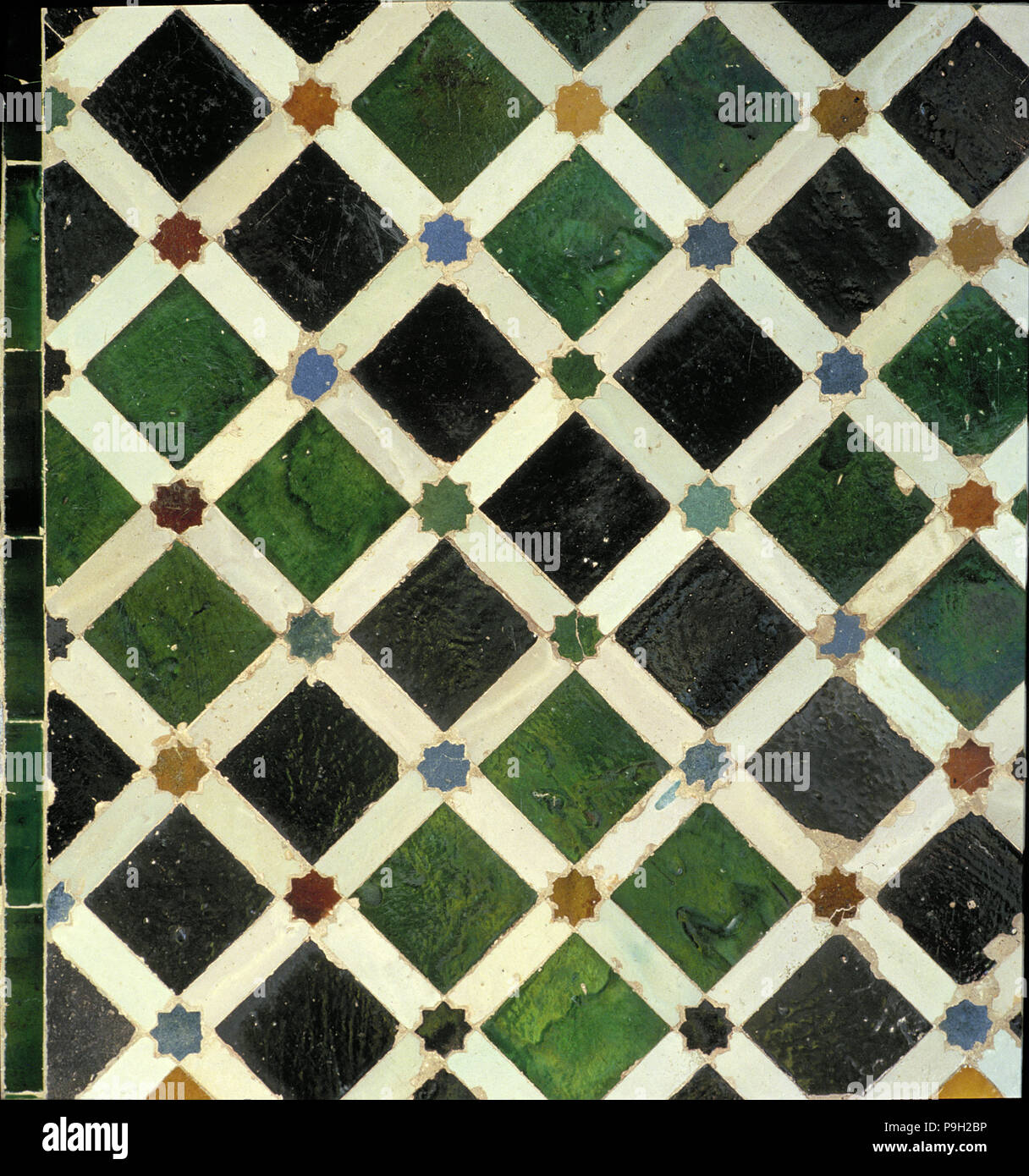 The Alhambra, detail of a wall decoration Stock Photo - Alamy