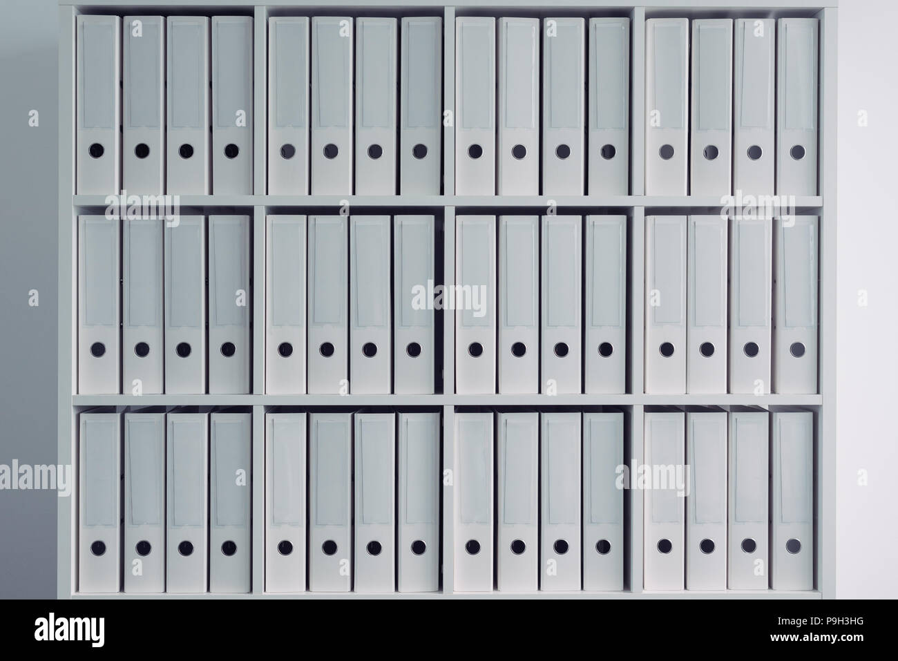 File shelf hi-res stock photography and images - Alamy