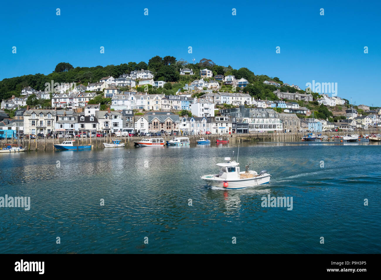 The fishing port of Looe, Cornwall, UK Stock Photo - Alamy