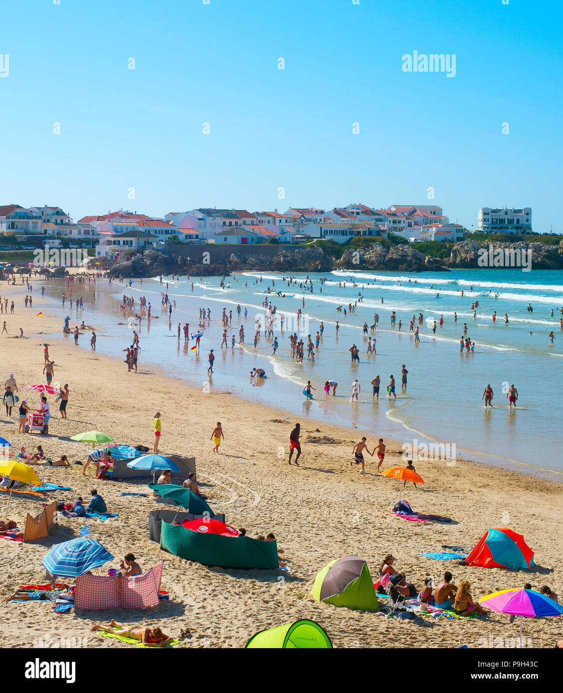 Praia do baleal peniche hi-res stock photography and images - Alamy