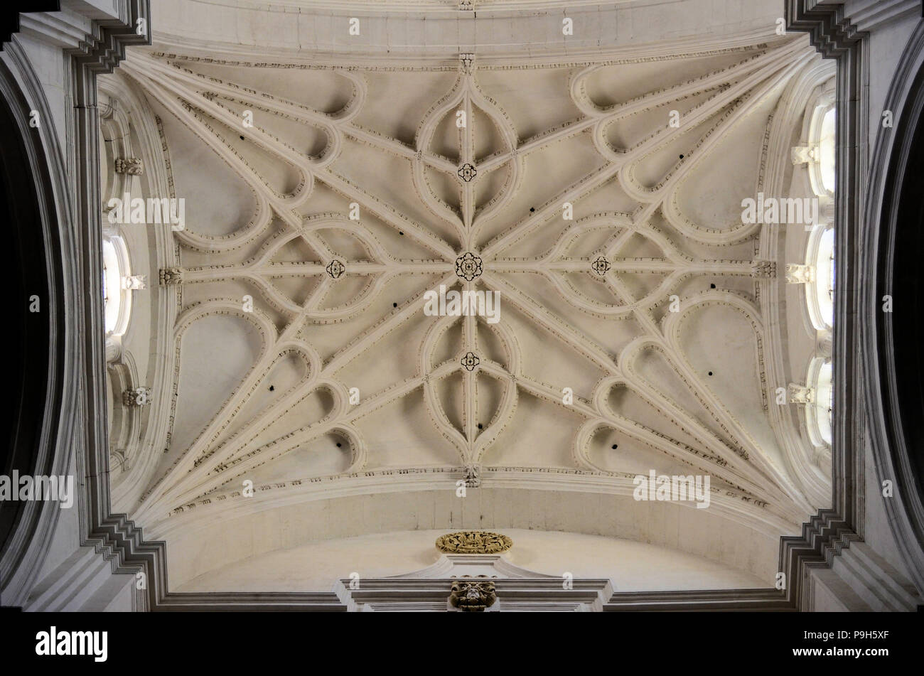 White alabaster ceiling with geometric pattern in the Granada Cathedral ...
