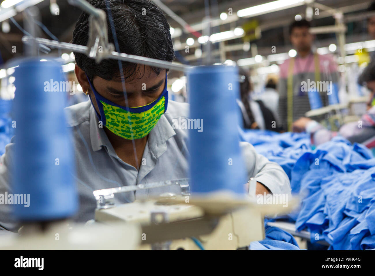 Sewing factory india hi-res stock photography and images - Alamy
