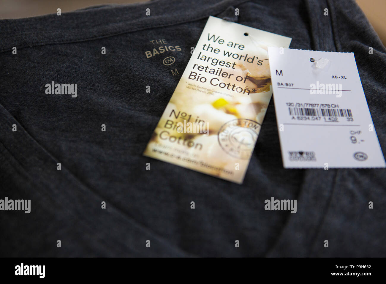 Sustainable labels hi-res stock photography and images - Alamy