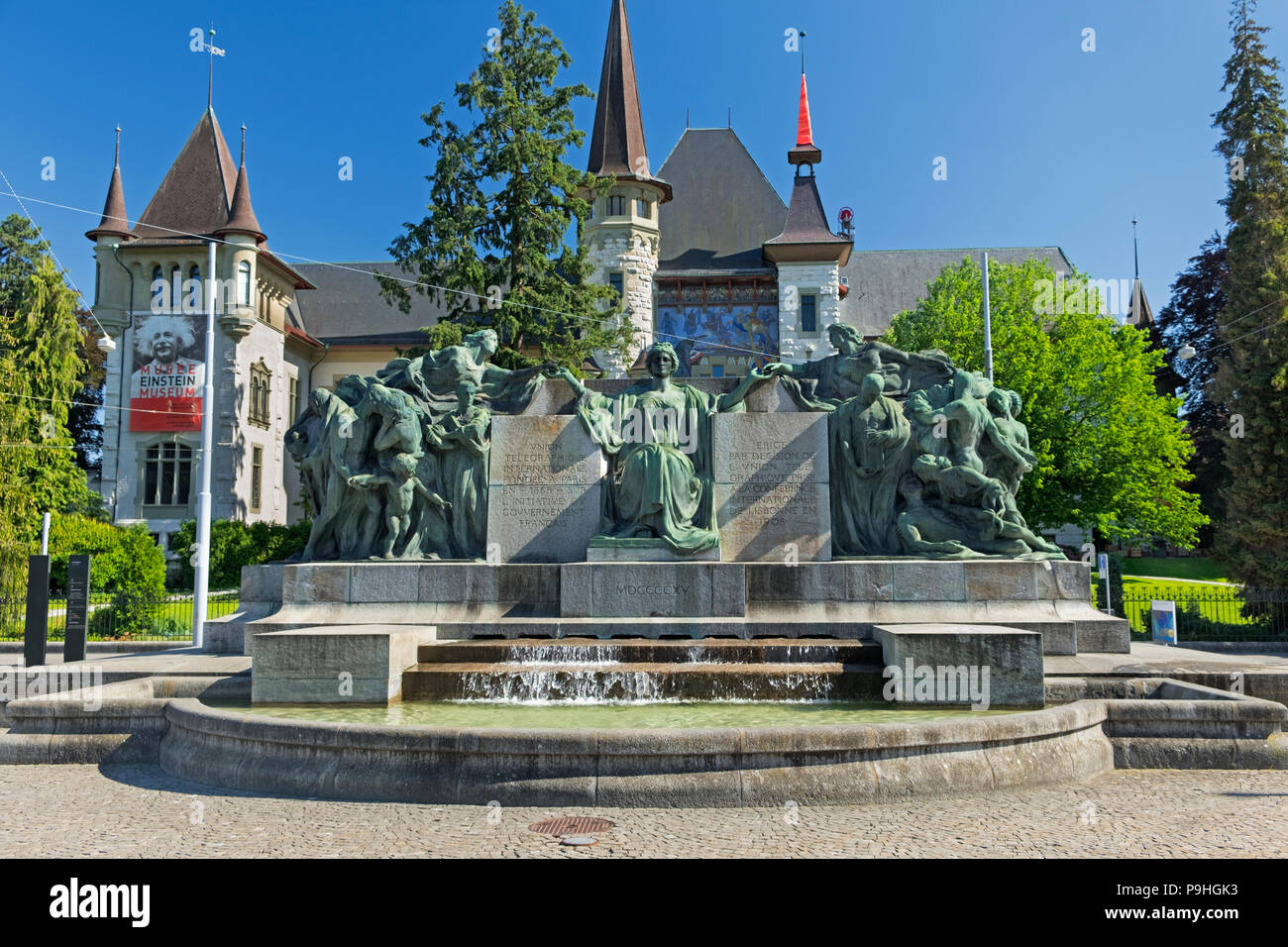 World telegraph memorial hi-res stock photography and images - Alamy
