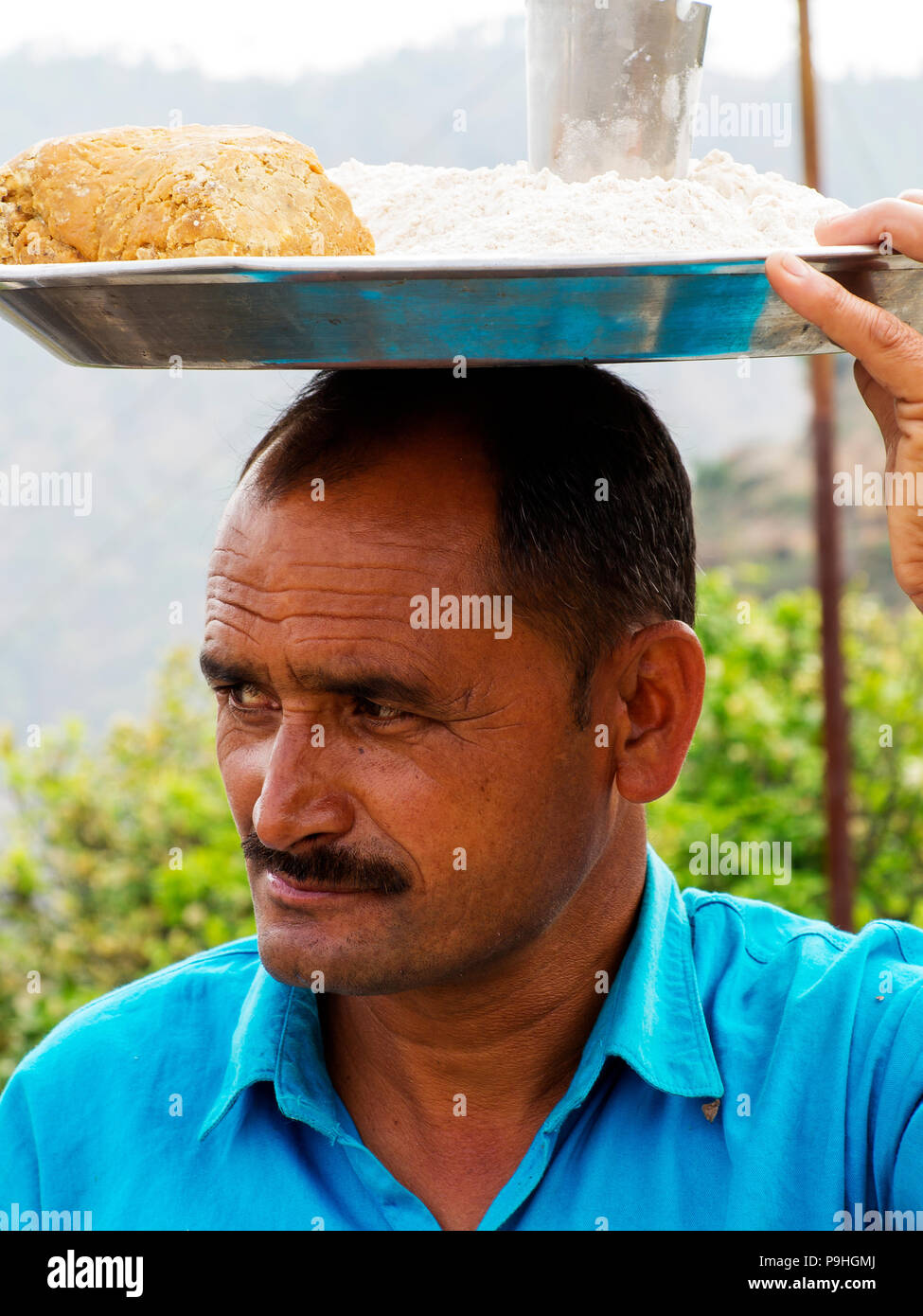 Indian mas selling snacks on Chamoli village, Kumaon Hills, Uttarakhand ...