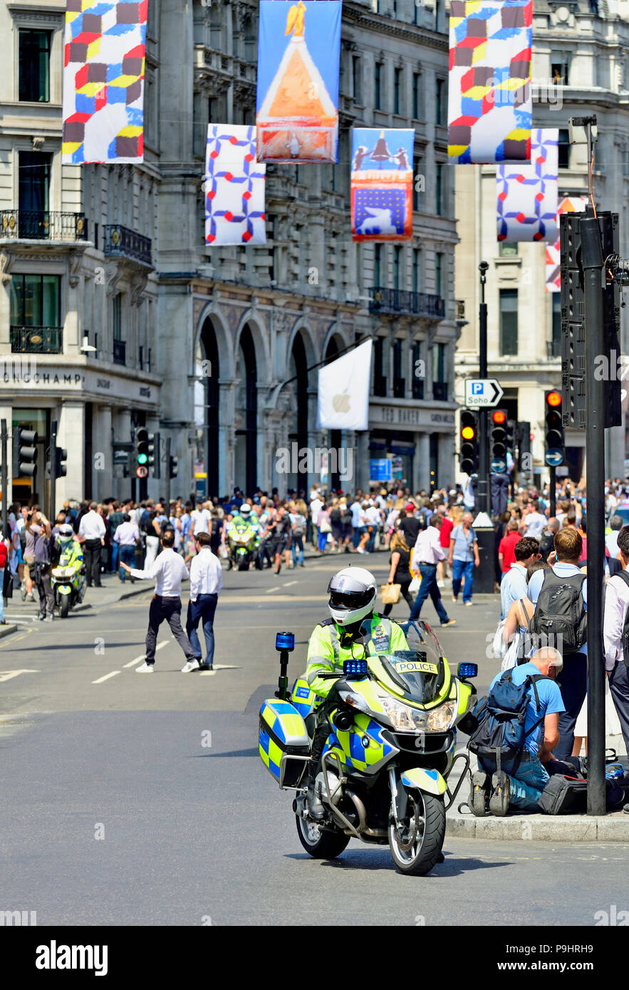 Bmw r 1200 rt hi-res stock photography and images - Alamy