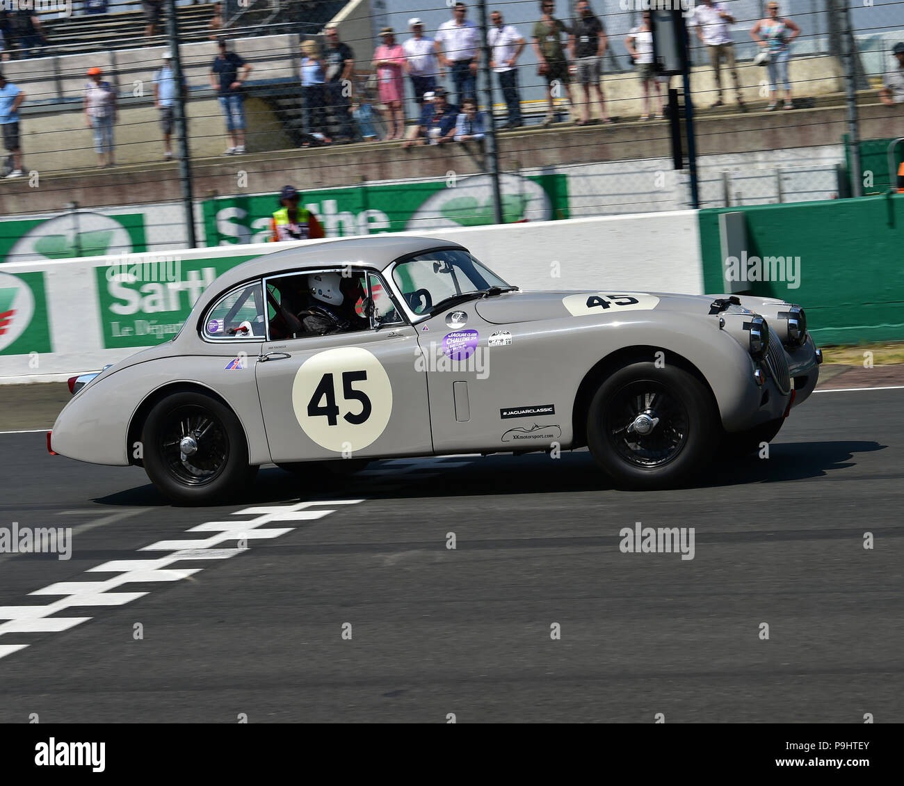 Robert pinchbeck hi-res stock photography and images - Alamy