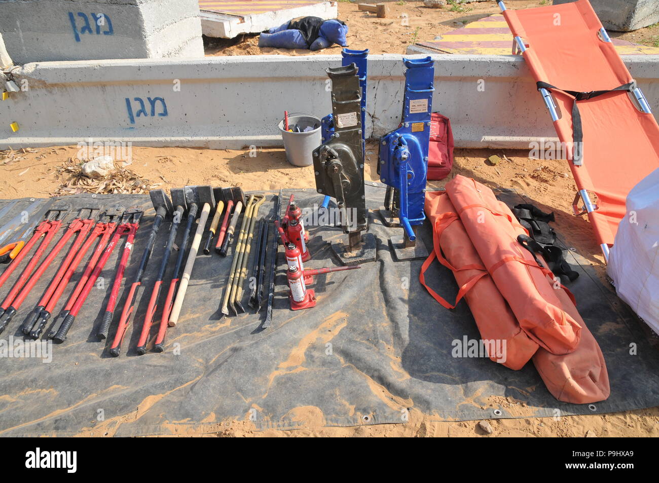 Israeli Home Front Command earthquake, bomb and disaster rescue ...