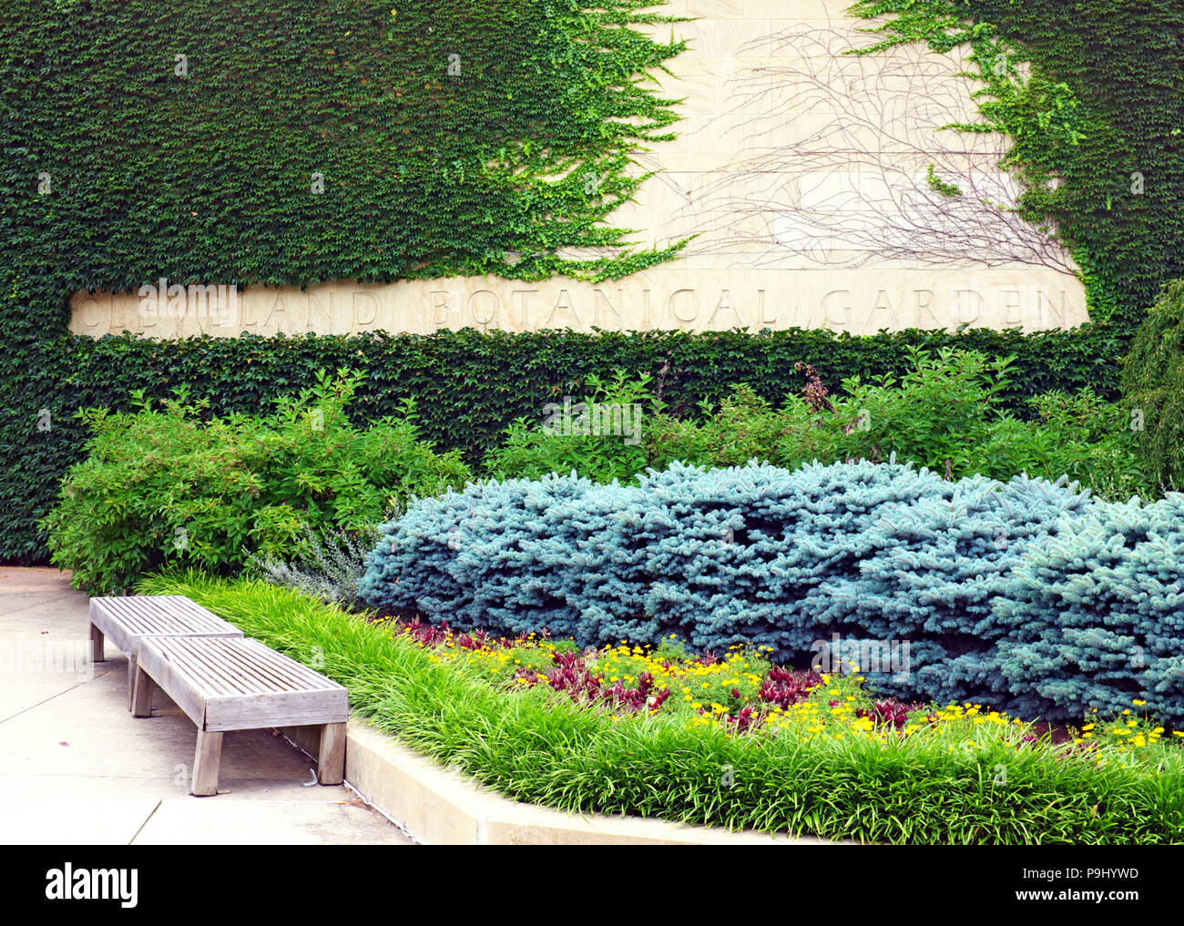 Cleveland botanical gardens outside hi-res stock photography and images ...