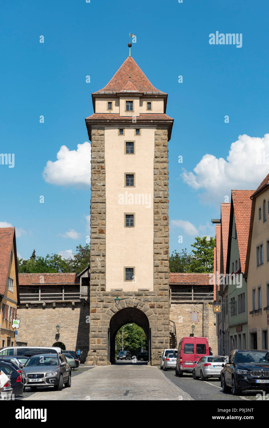 Galgentor Tower (Gallows Gate) in Rothenburg ob der Tauber, Germany ...