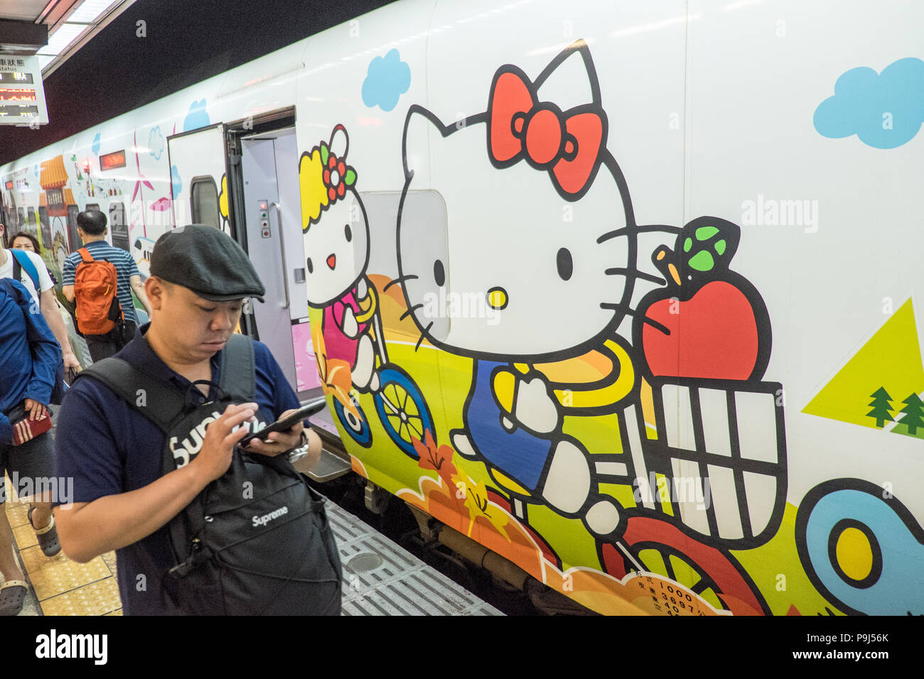 Hello Kitty,cat,design,Taroko,Express,train,livery,Eva Air,sponsored ...