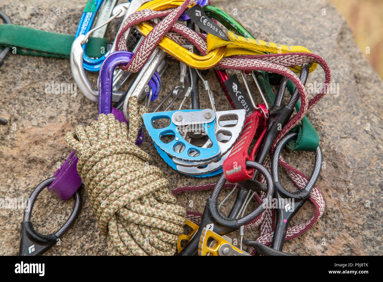 Multiple climbers hi-res stock photography and images - Alamy