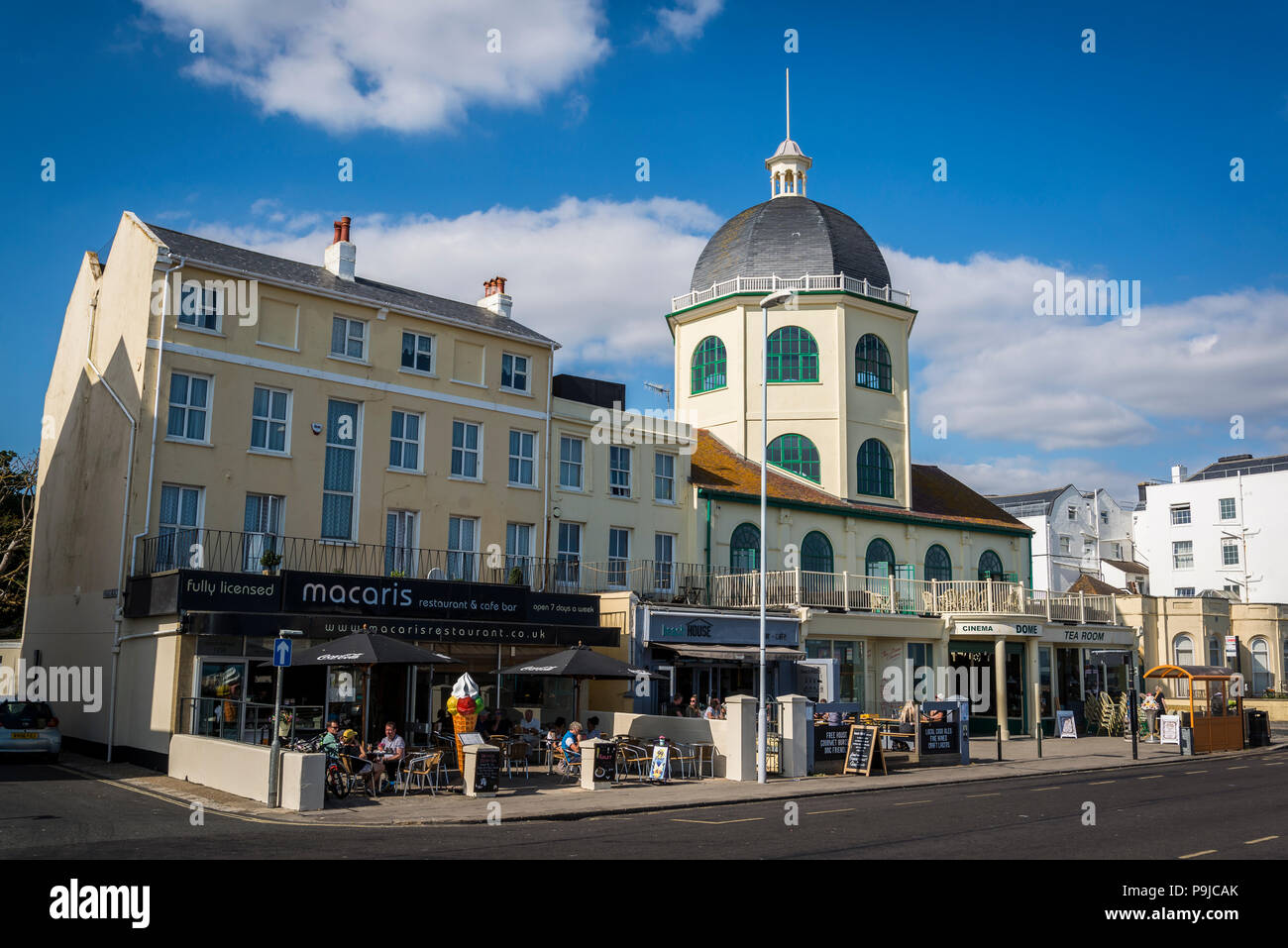 Old worthing cinema hi-res stock photography and images - Alamy