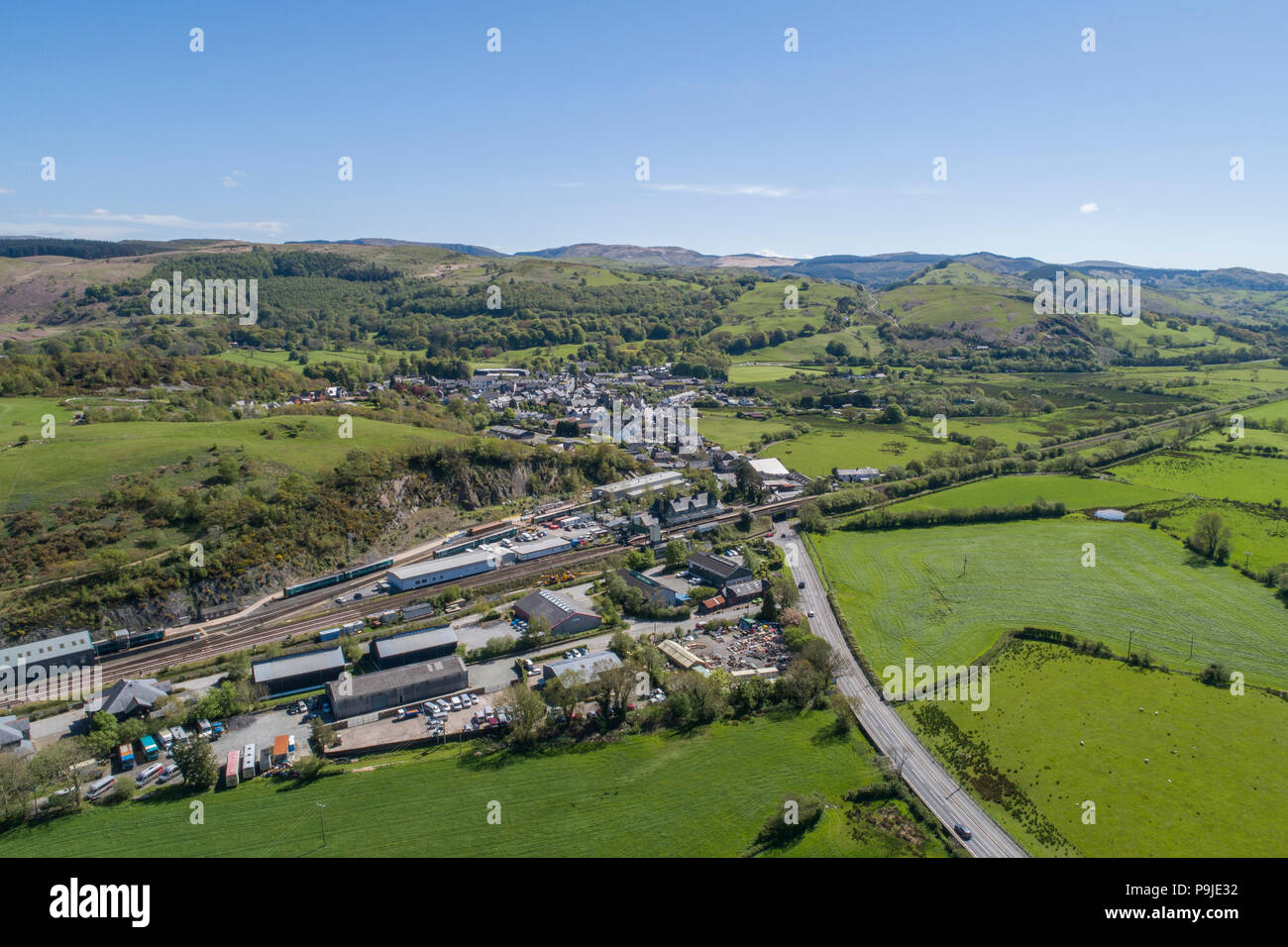 Market town of machynlleth powys hi-res stock photography and images ...