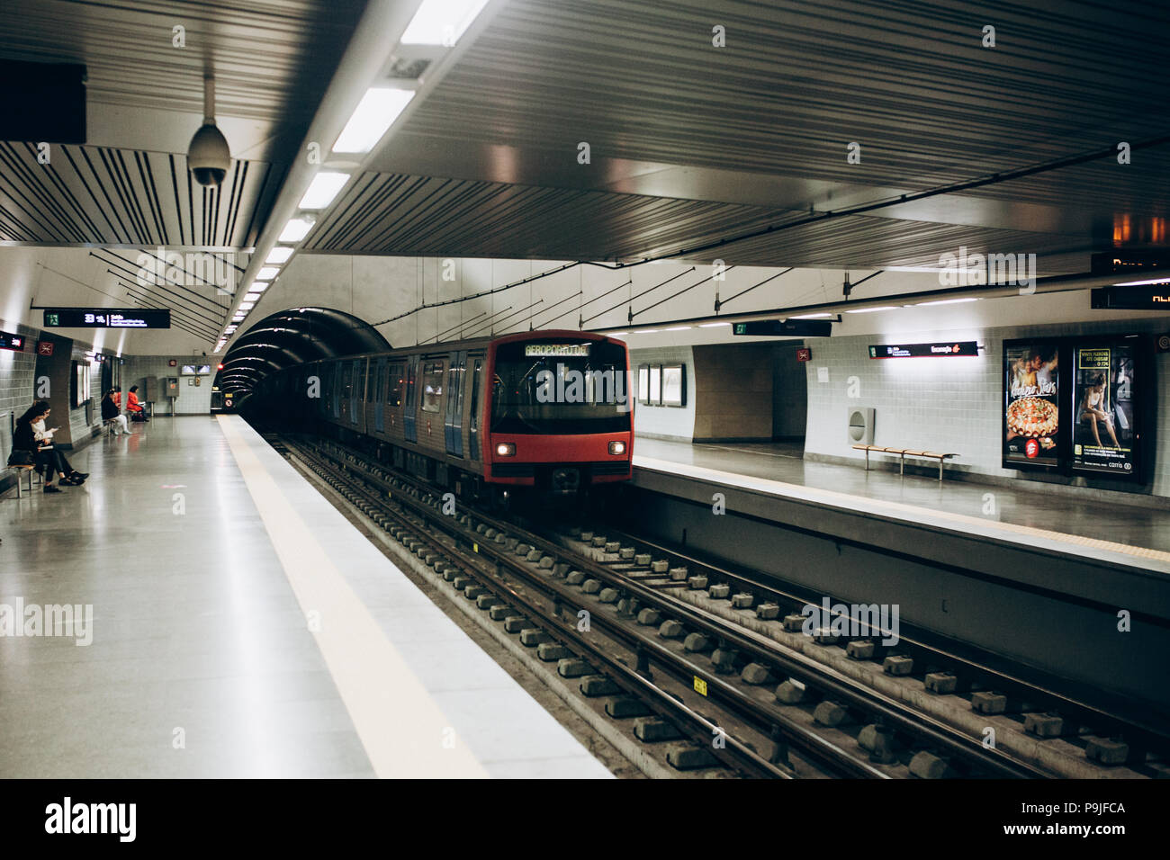 Metro lisboa inside interior hi-res stock photography and images - Alamy
