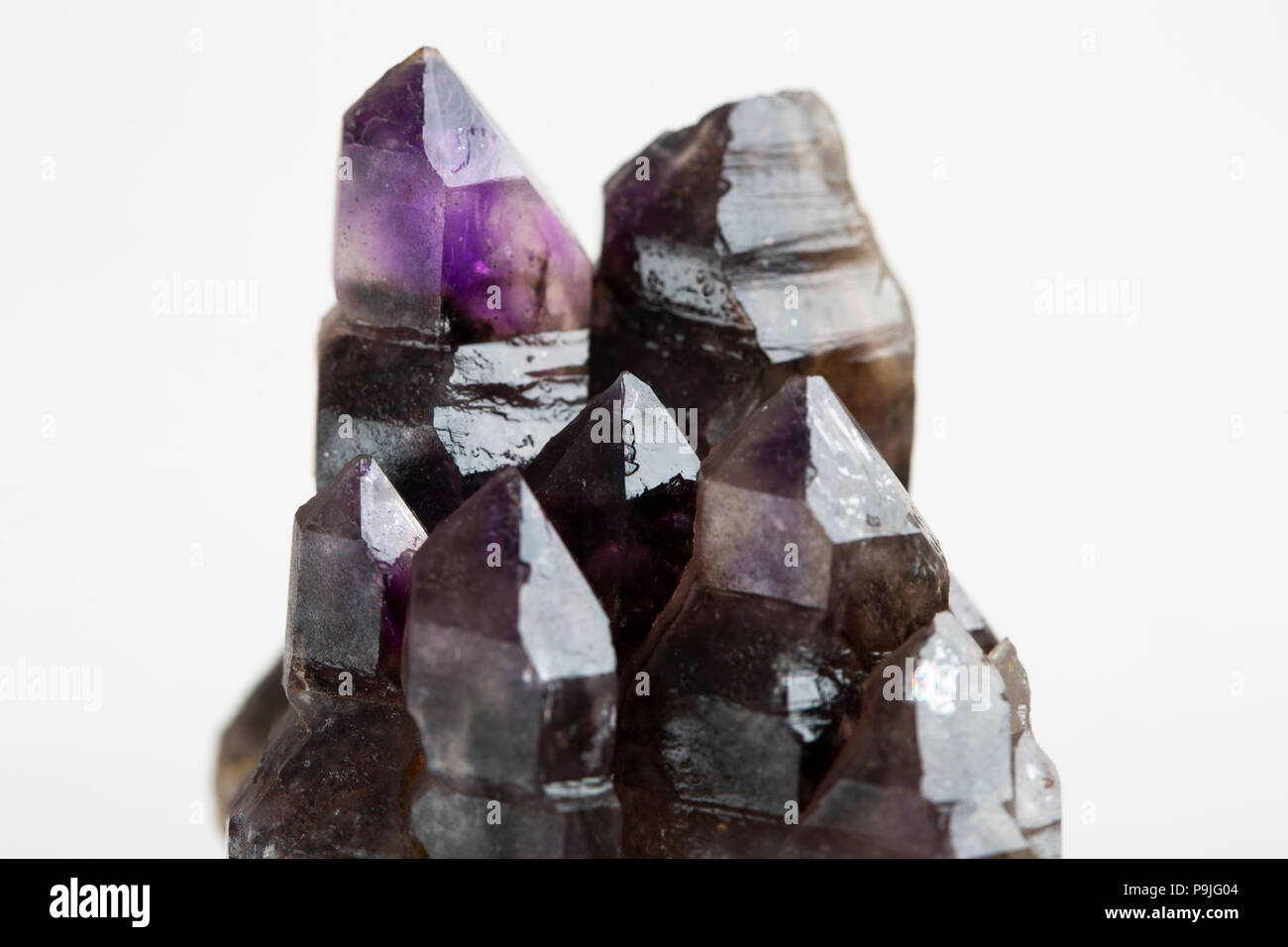 Group rough quartz crystals hi-res stock photography and images - Alamy