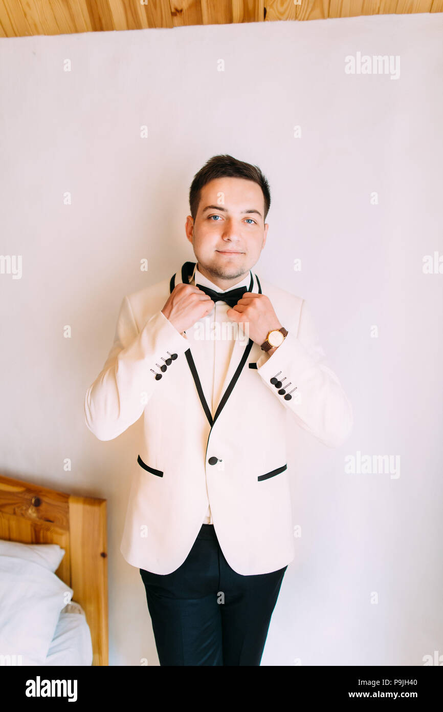 Half length view hi-res stock photography and images - Alamy