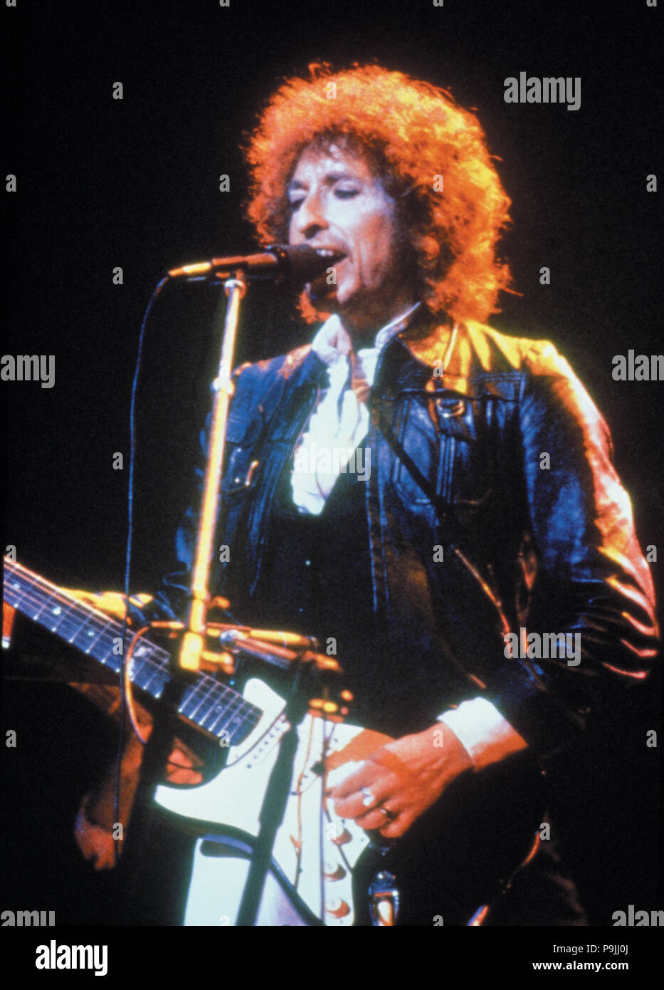 Bob dylan singer hi-res stock photography and images - Alamy