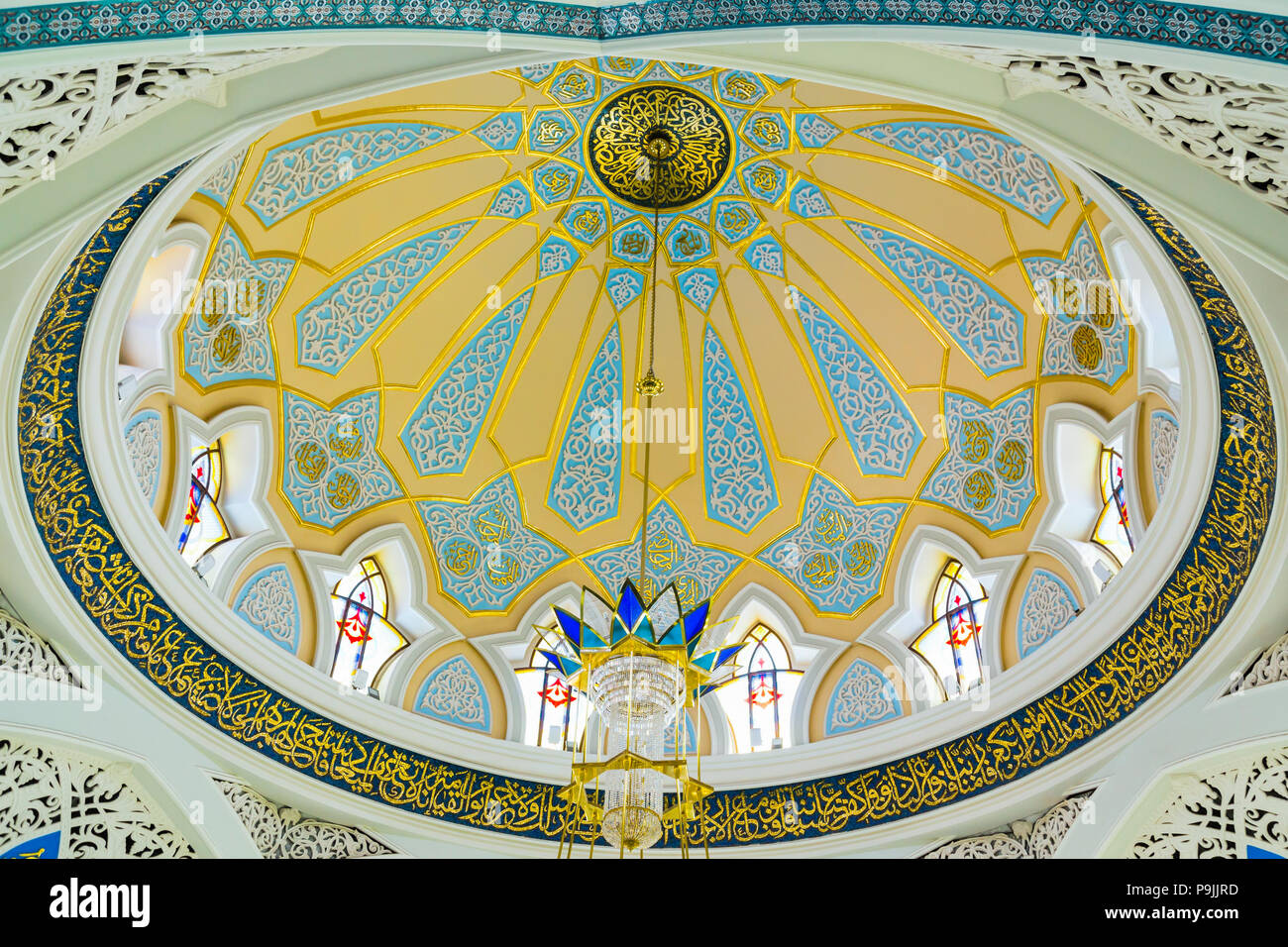 Interiors of mosque - historical building Stock Photo - Alamy