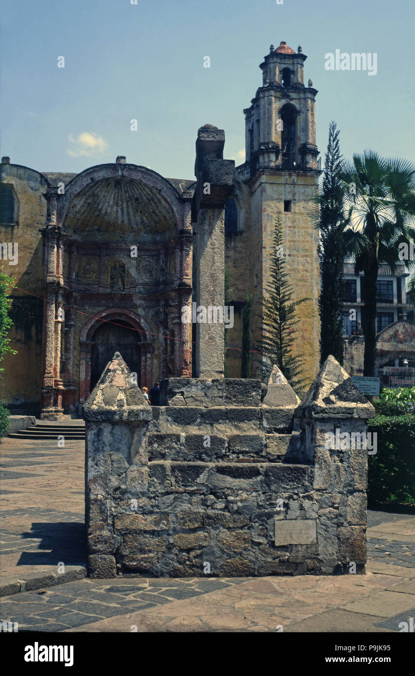 Forecourt of the Cathedral of Cuernavaca with the temple in background ...